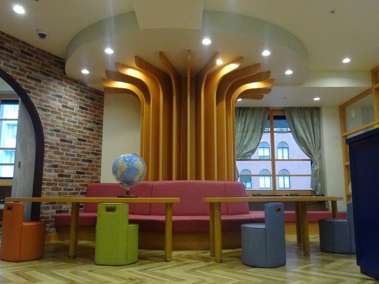 🏝2023年度 Summer Schoolのご案内🍉【京進の学童保育 HOPPAからすま京都ホテル】 - 京進の学童保育